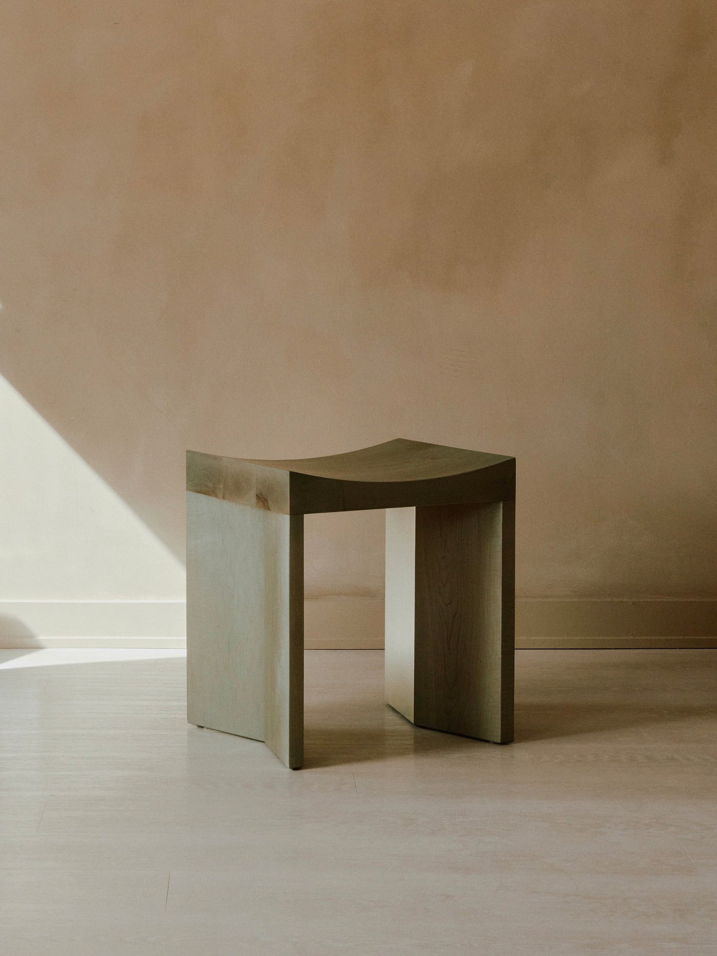 Arc Stool - Luxury Furniture | The Oblist