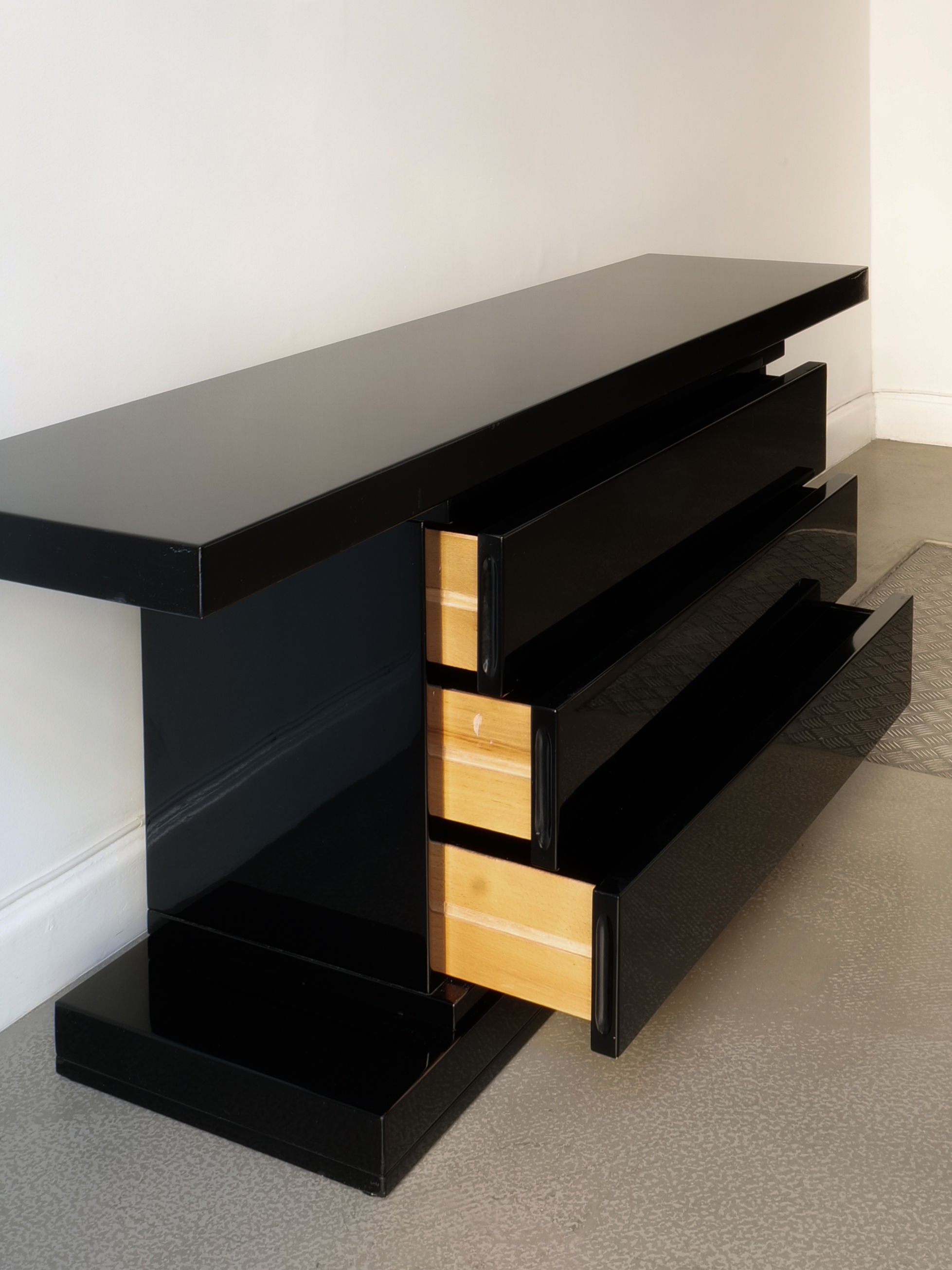 Black gloss console table store