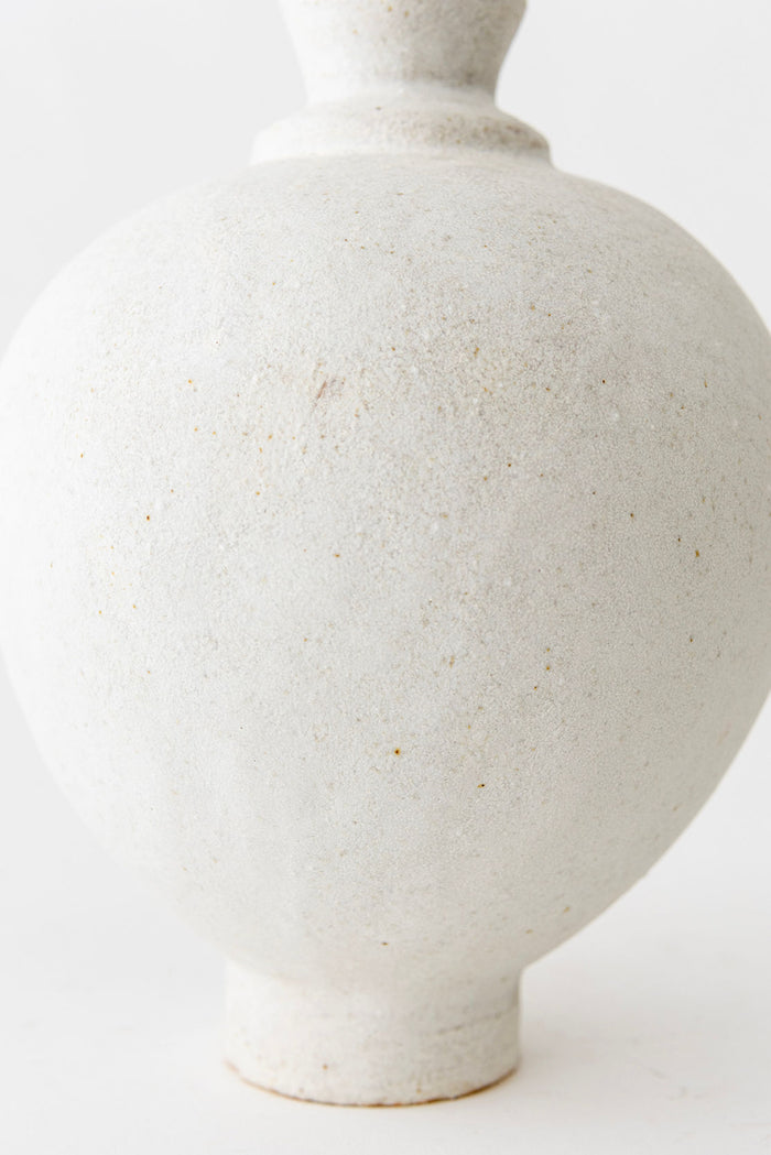 Ánfora Granito Vase | The Oblist