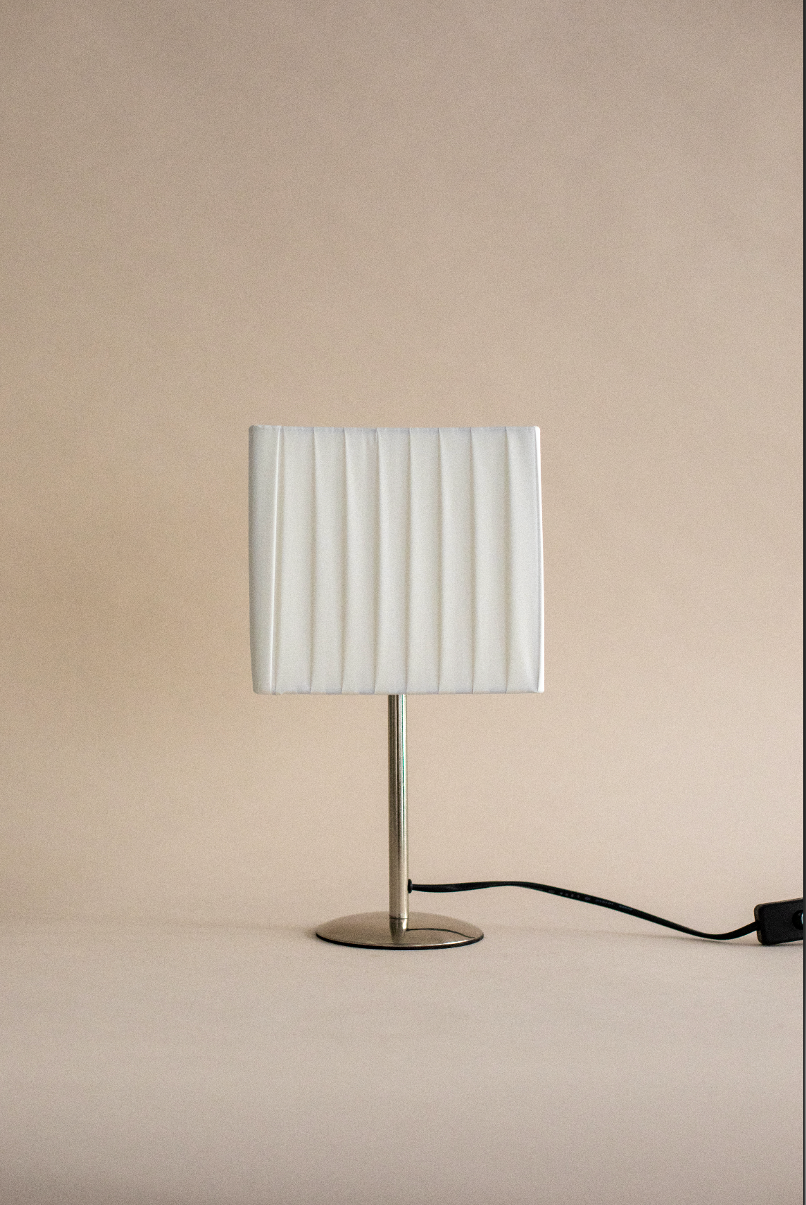 Table Lamps Faro Table Lamp by SÒLER | The Oblist