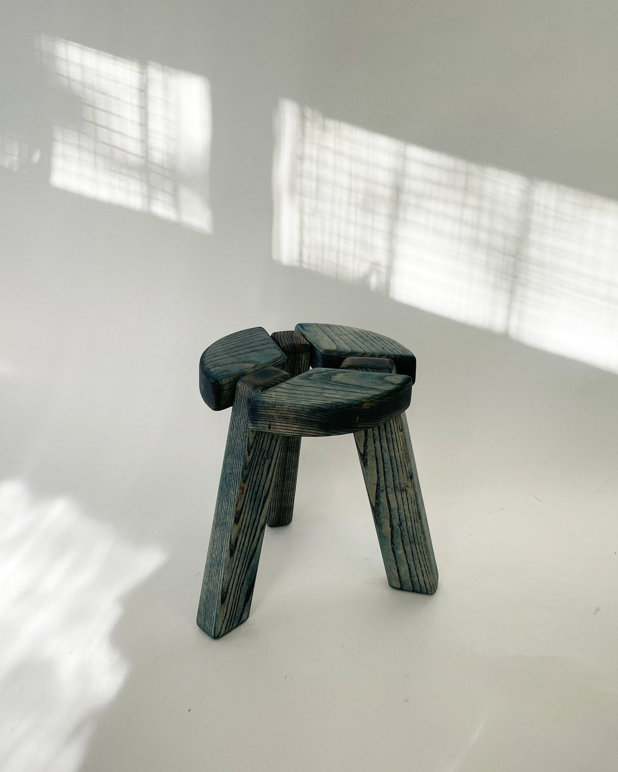Furniture Roundover Stool by Jesse Butterfield | The Oblist