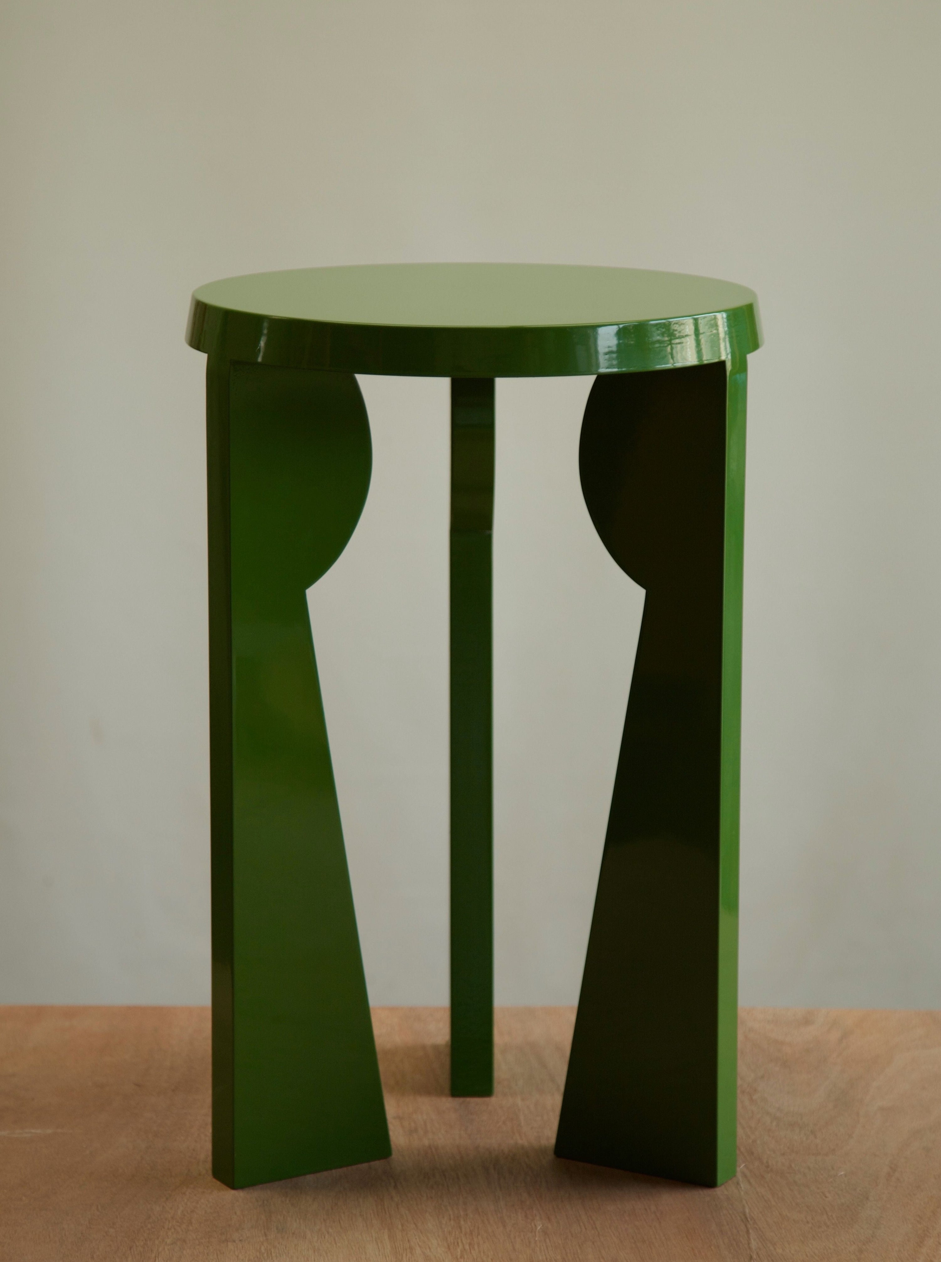 Figure Side Table 03 - Luxury Upscale Goods