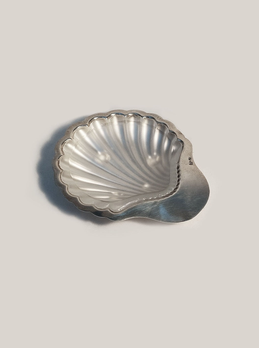 Shell-Shaped Butter Dish Luxury Kitchenware | The Oblist