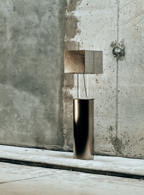 Metal Floating Table Lamp | The Oblist